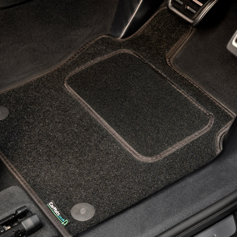 Volvo XC60 2017+ Car Mats (4 clips) // Black Grand, Black Trim, Carpet ...